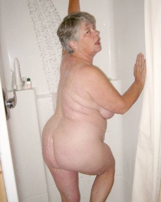 Grannies and matures in the shower Porn Pictures, XXX Photos, Sex Images #3690321 - PICTOA